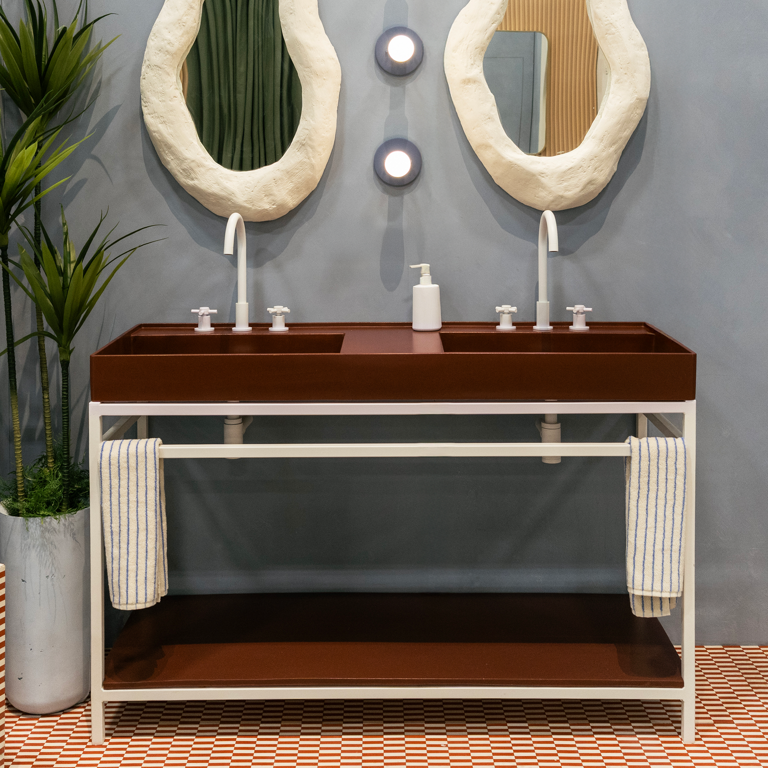Elevated Commercial Bathroom Design Ideas for Modern Spaces – Concretti ...